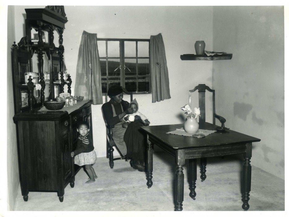 The Time Family of Zwelitsha, 1947 and 2015 - Amathole Museum